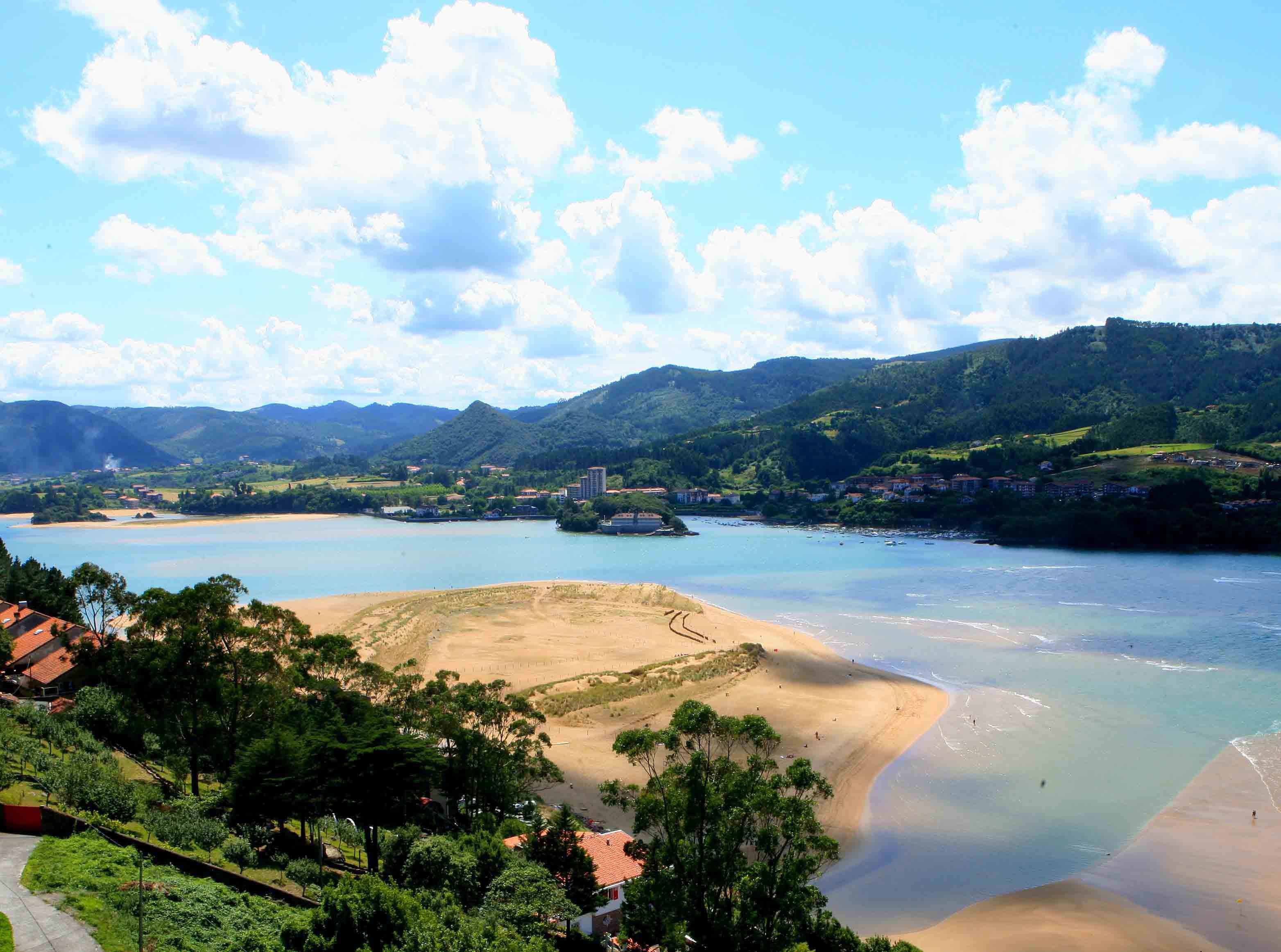 Playa Laida - Turismo Urdaibai / Web oficial